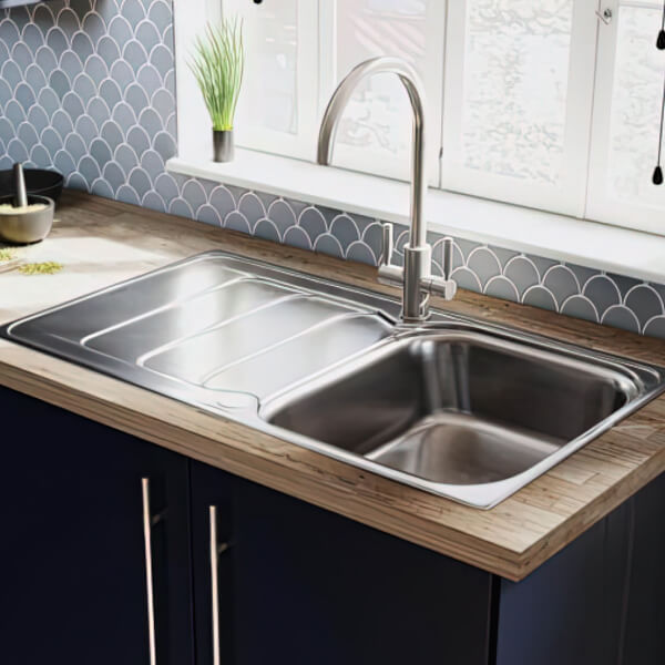 Five Ways To Keep Your Kitchen Sink Sparkling